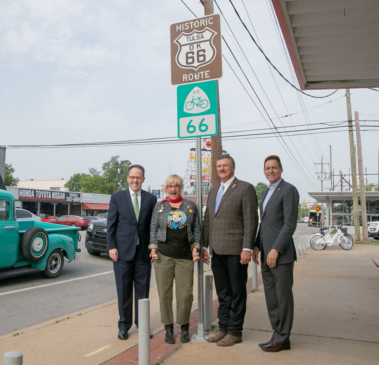 New Route 66 U.S. Bike Route signs unveiled in Tulsa